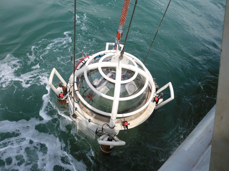 Wet Bell Diving Systems – Leong Siew Weng Engineering (LSWE)