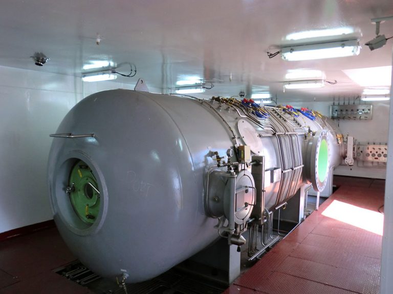 Wet Bell Diving Systems – Leong Siew Weng Engineering (LSWE)